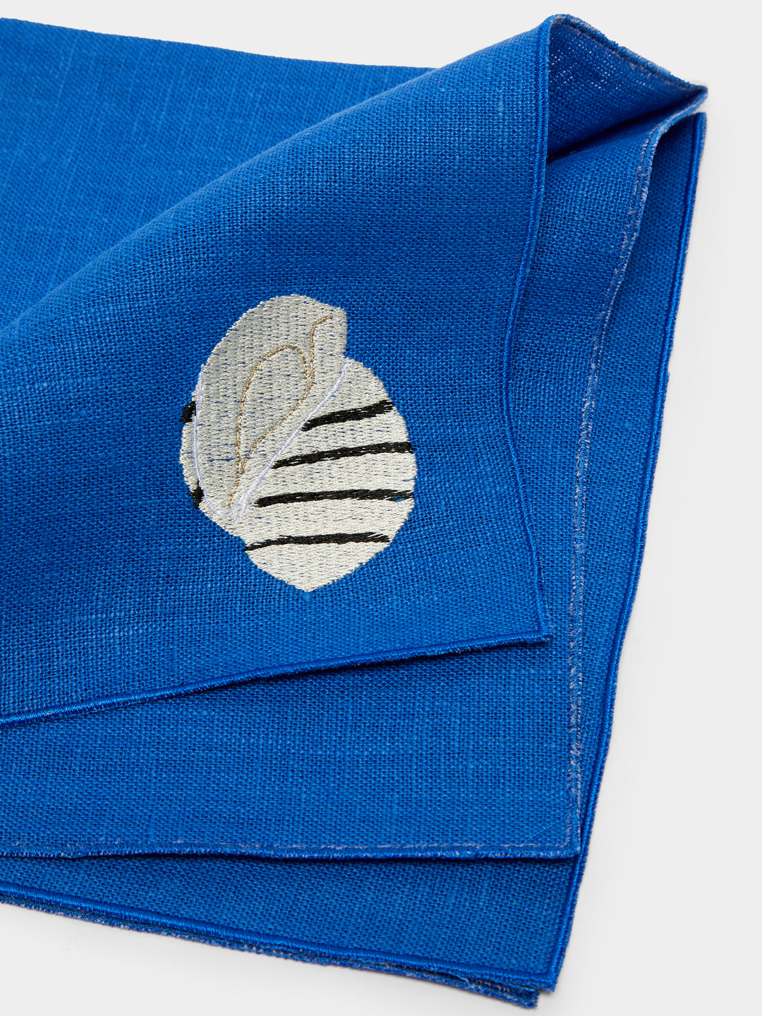Blue Shells Embroidered Linen Napkins (Set of 4) by La Gallina Matta ...
