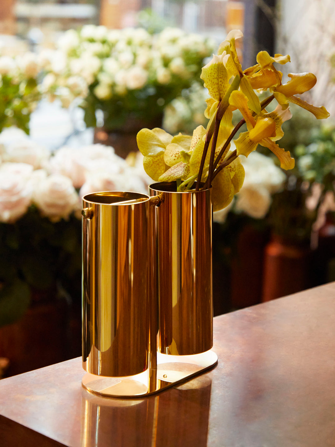 Gold Brass Double Swinging Vase by Carl Auböck | ABASK US