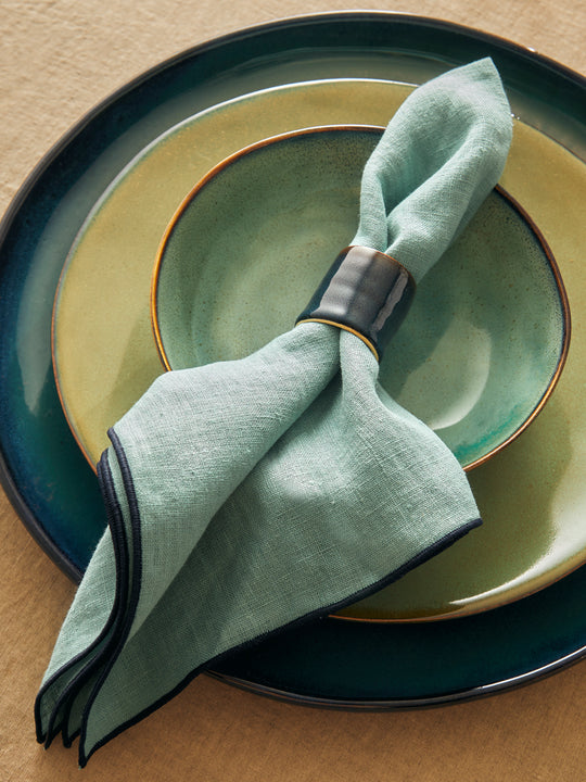 Blue Ginger Handwoven Palm Napkin Rings (Set of 4) by Artesanías del ...